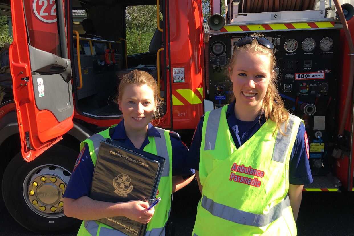 🇦🇺 Female Paramedics: 30 years in the ranks of Ambulance Victoria ...